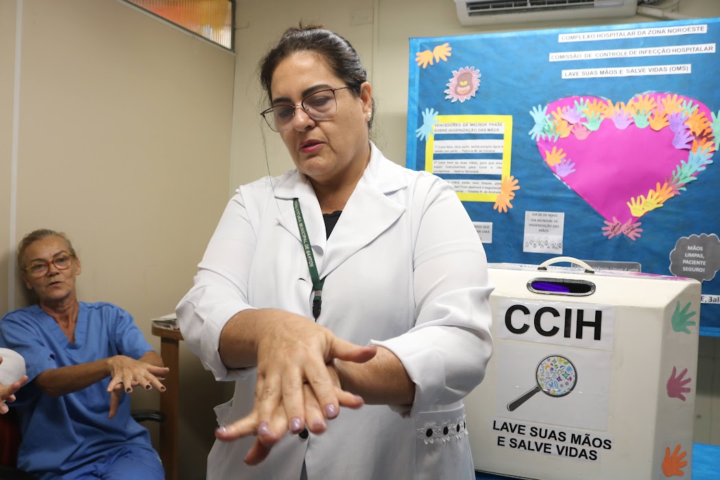 Unidade de saúde de Santos promove campanha de conscientização sobre a ...