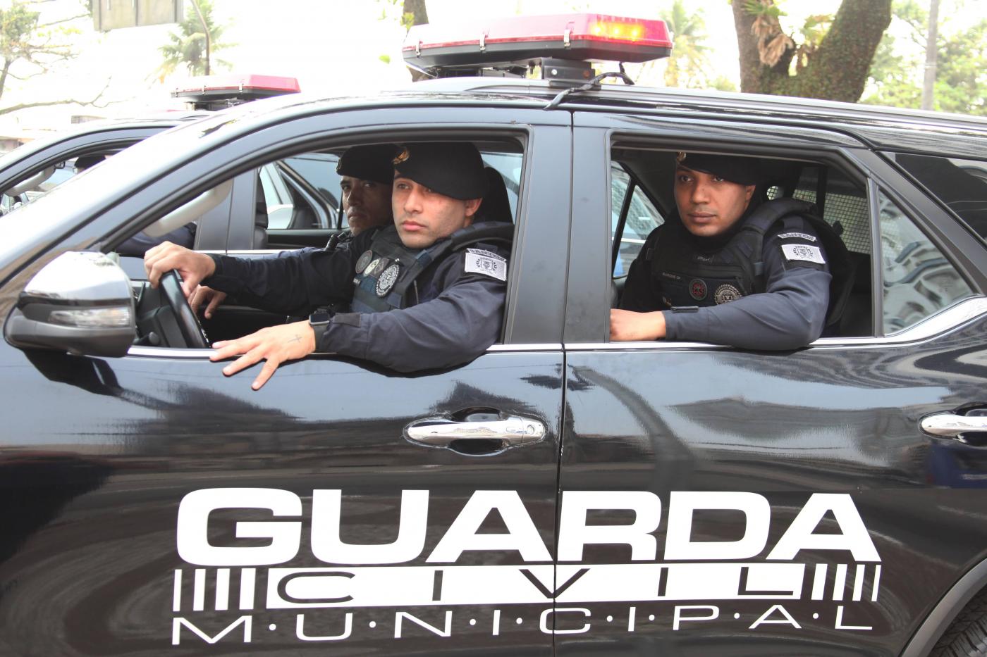 Santos promove curso pioneiro para a GCM e lança cartilha inédita sobre ...