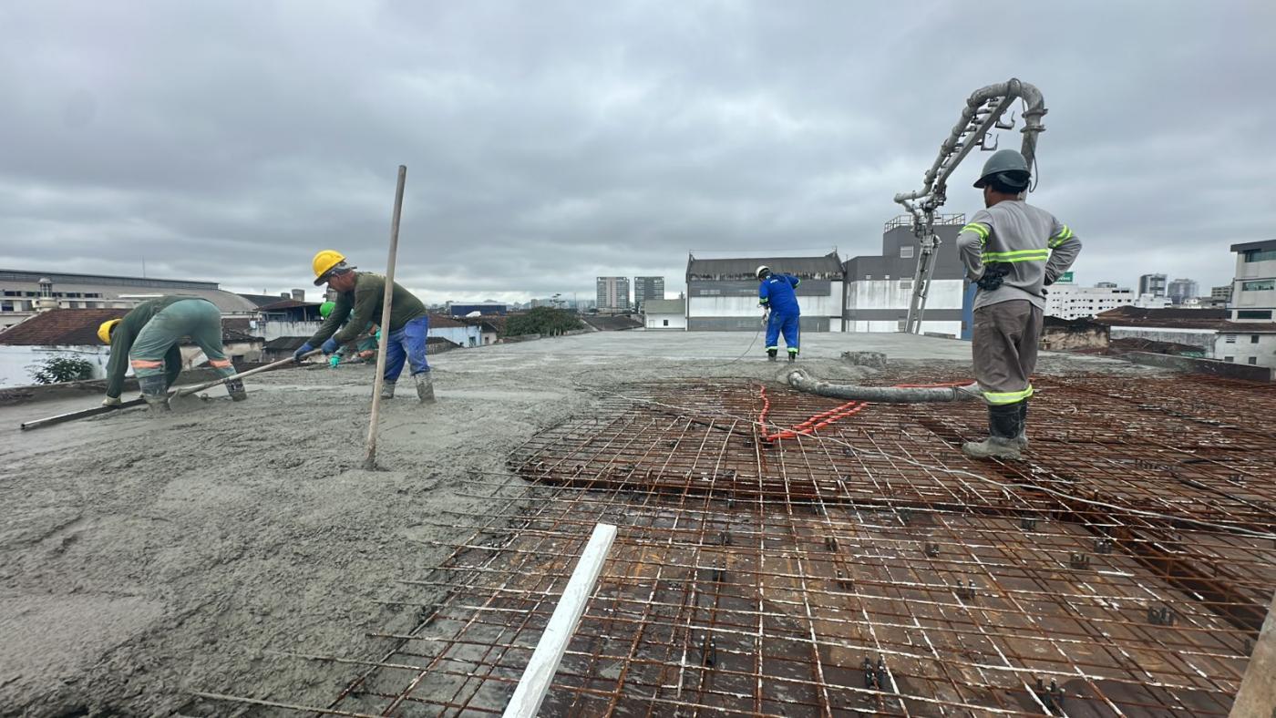 Moderna escola em obras em Santos tem 70% dos trabalhos executados ...