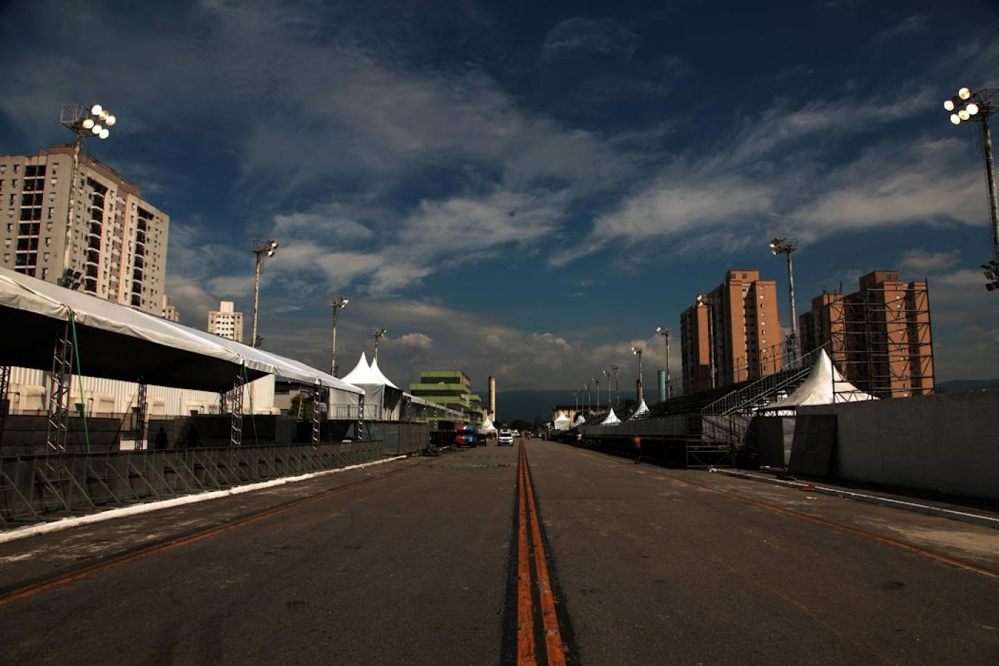 Montagem da Passarela do Samba Dráuzio da Cruz entra na reta final em ...